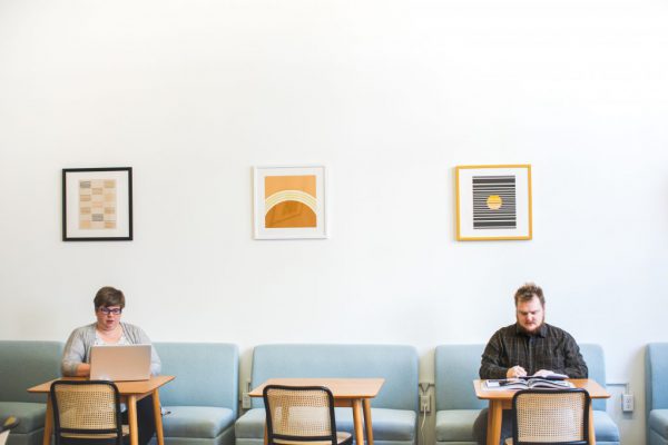 Top 100 Performance Review Phrases and Examples for Employee Feedback
